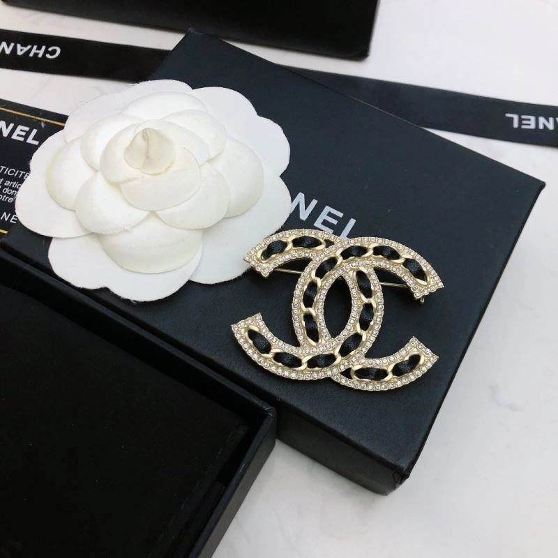 Brand-original Chanel Brooches