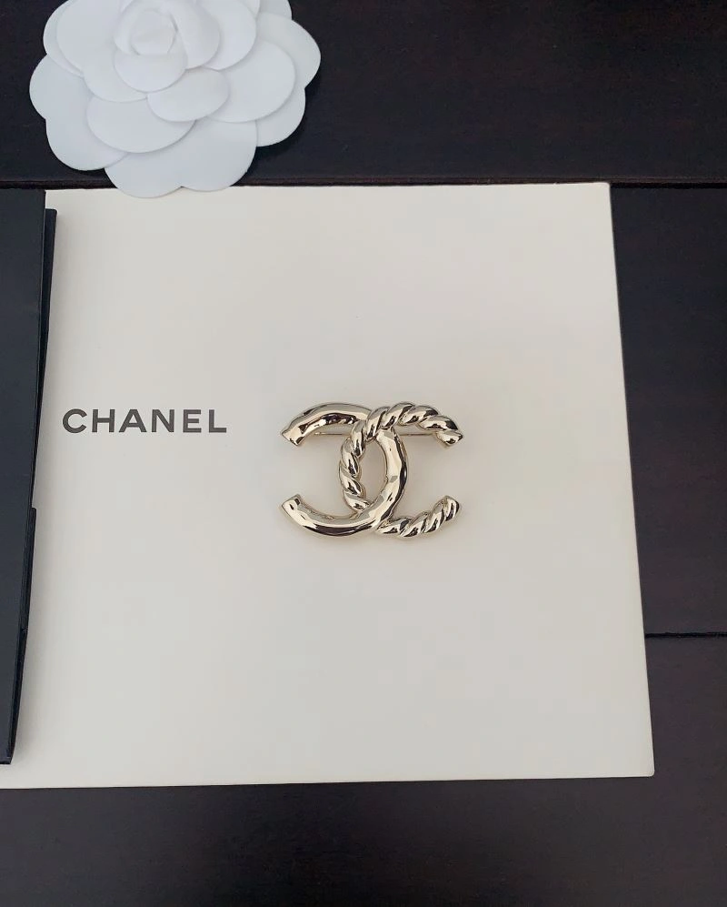 Official Chanel Brooches