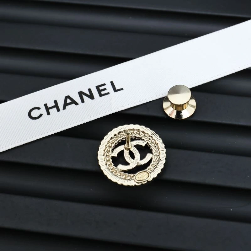 Official Chanel Brooches