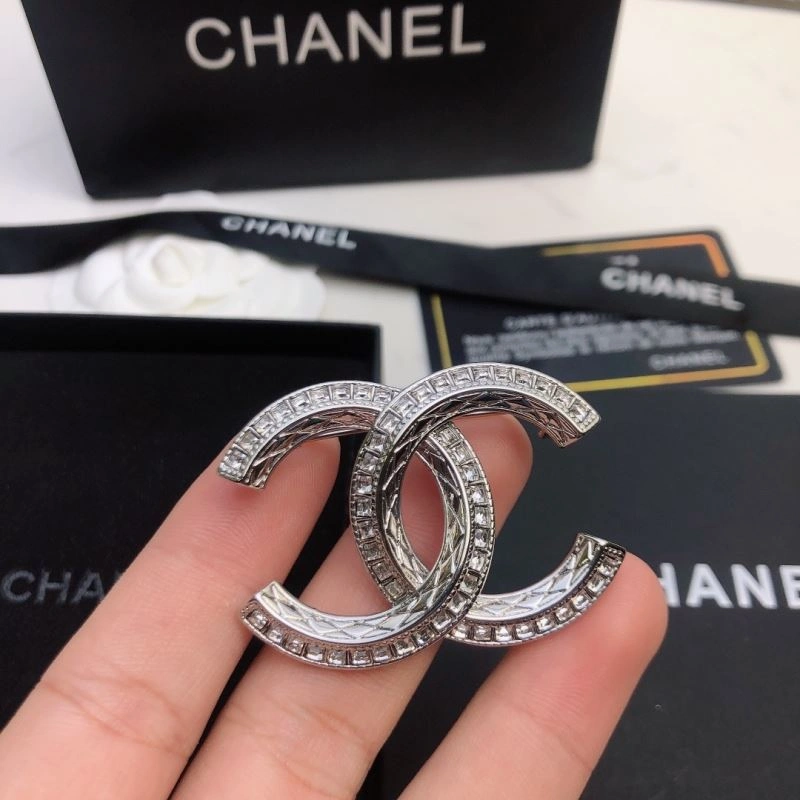 Brand-original Chanel Brooches