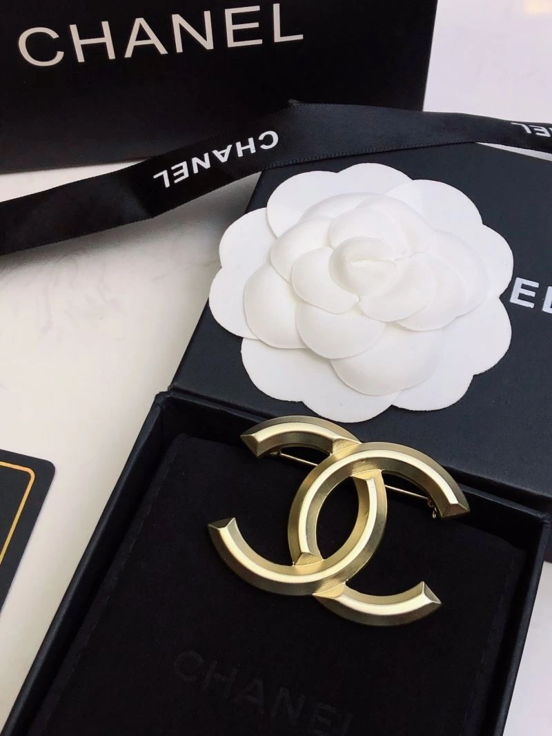 Official Chanel Brooches