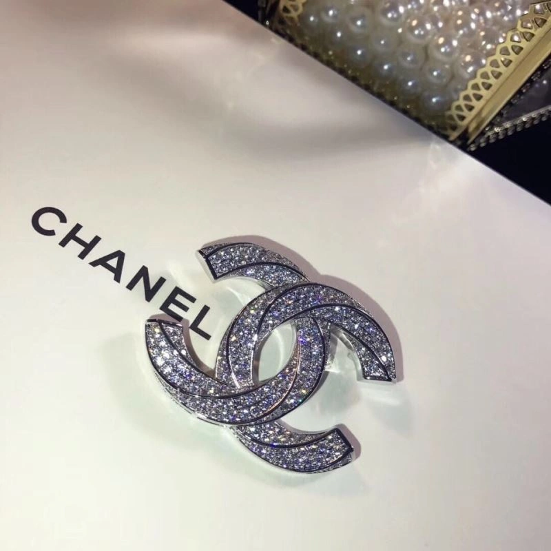 Brand-original Chanel Brooches