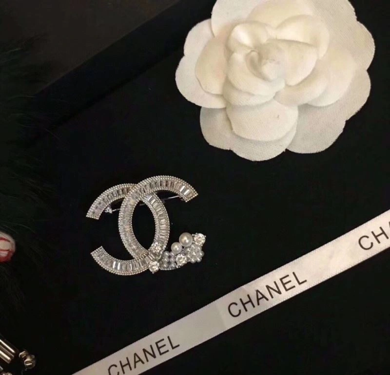 1:1 copy Chanel Brooches