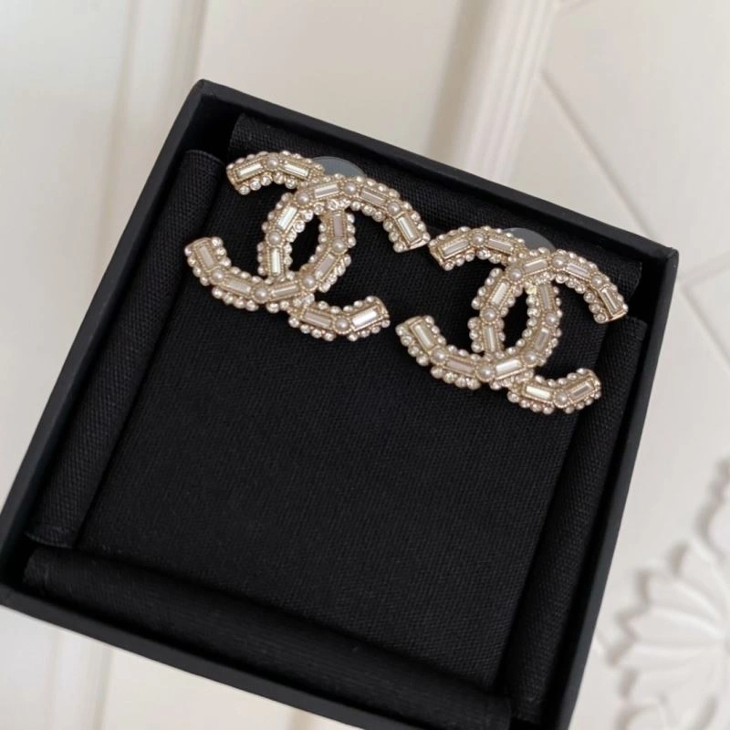 Exact replica Chanel Brooches