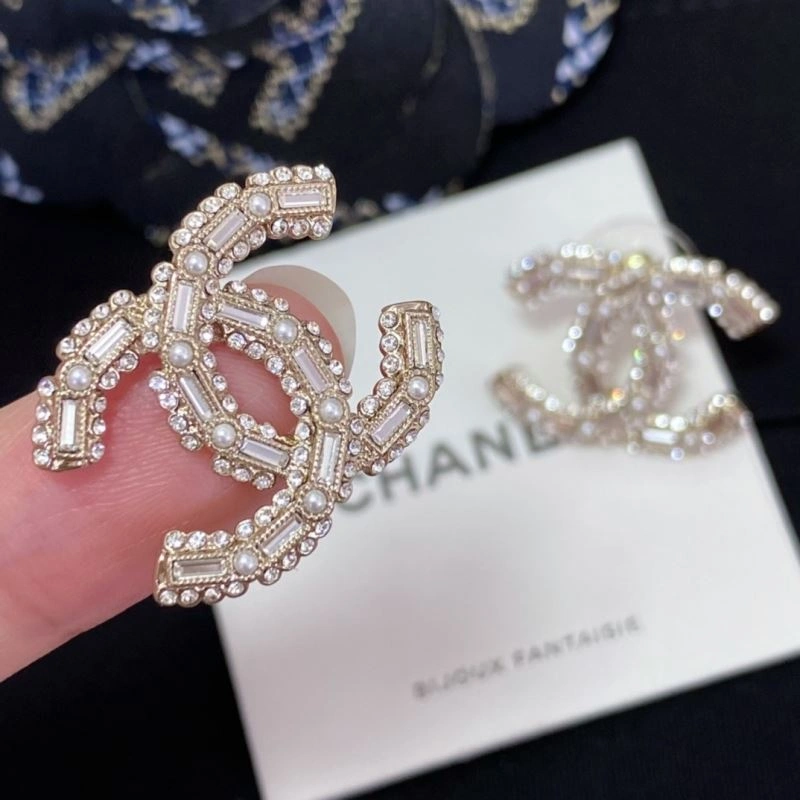 Exact replica Chanel Brooches