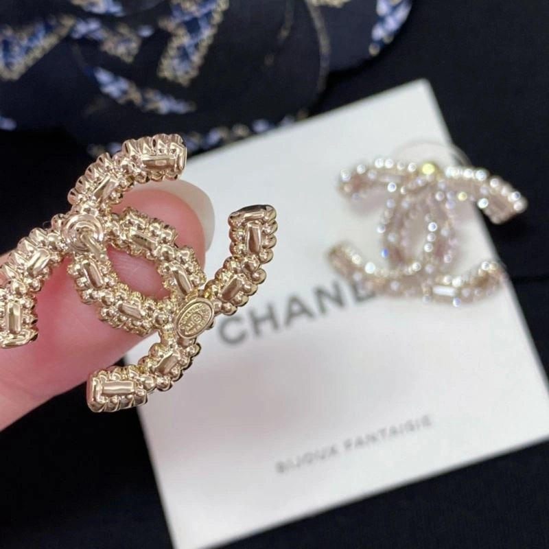 Exact replica Chanel Brooches