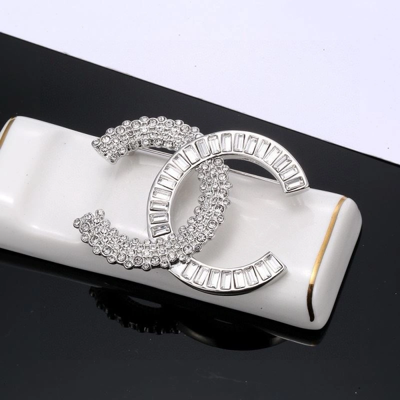 Brand-original Chanel Brooches