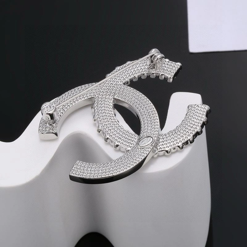 Brand-original Chanel Brooches