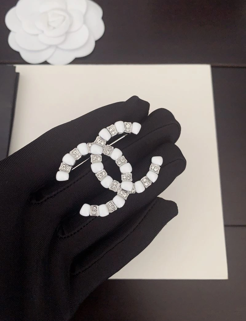 Exact replica Chanel Brooches
