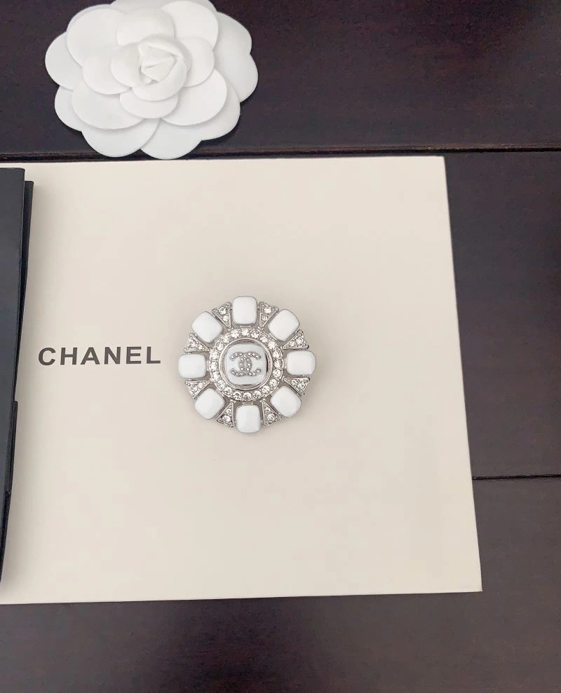 Legit Chanel Brooches
