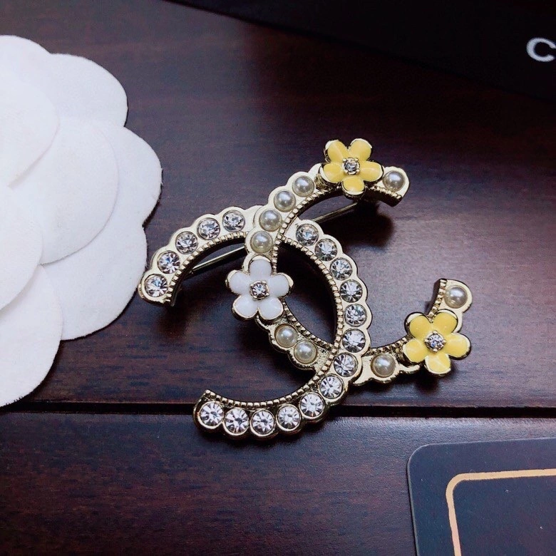 High accuracy Chanel Brooches