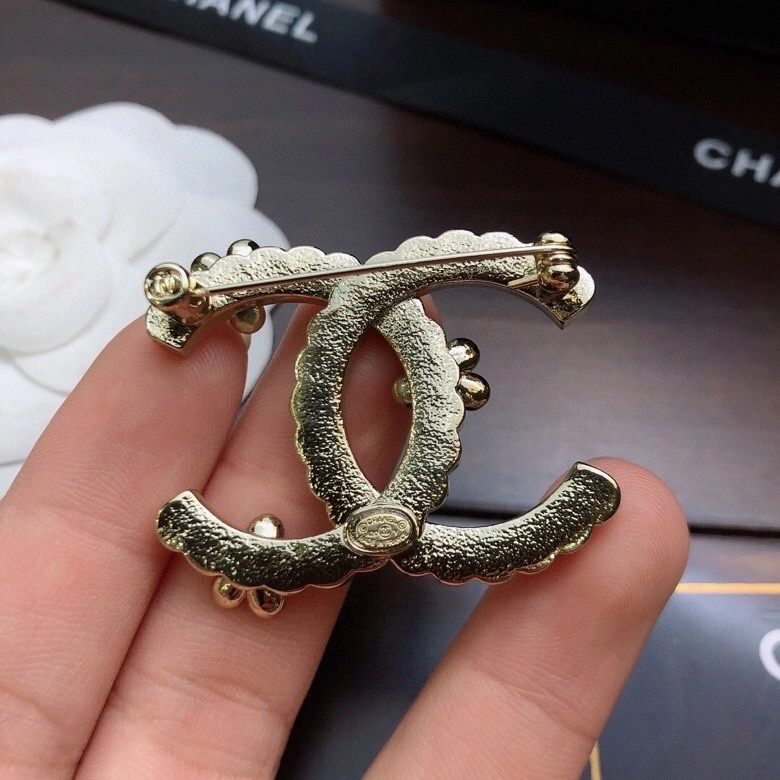 High accuracy Chanel Brooches