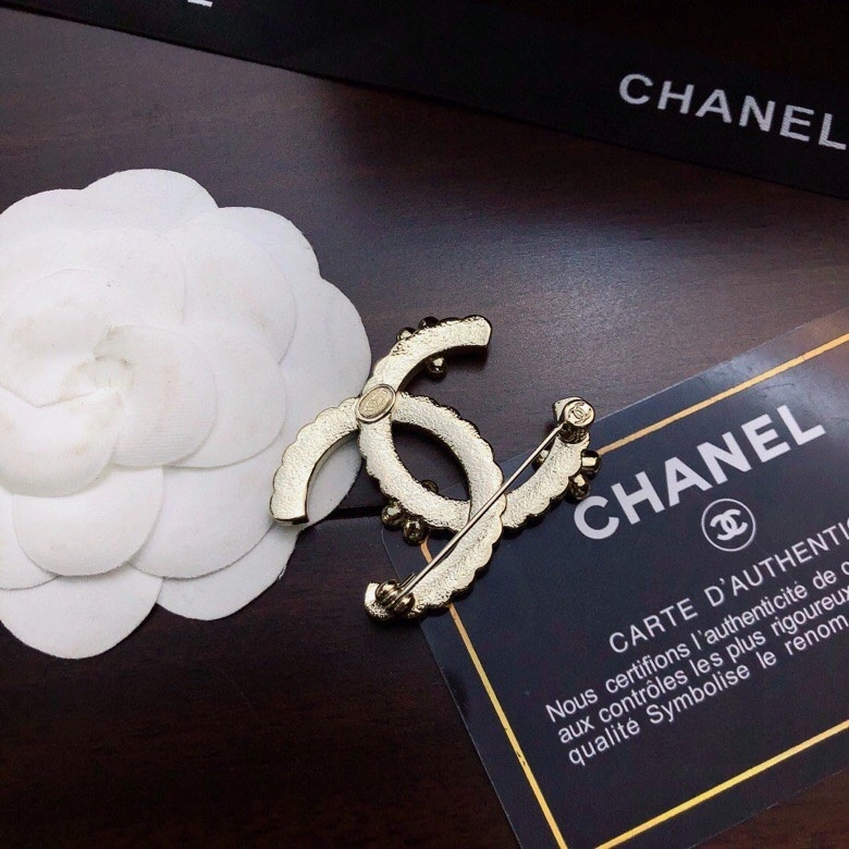High accuracy Chanel Brooches