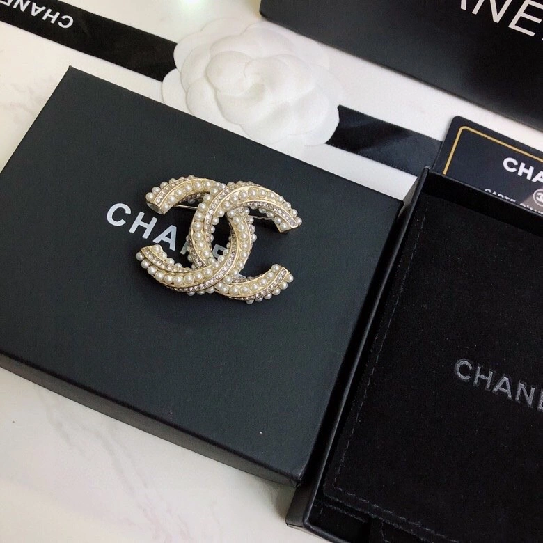 Legit Chanel Brooches