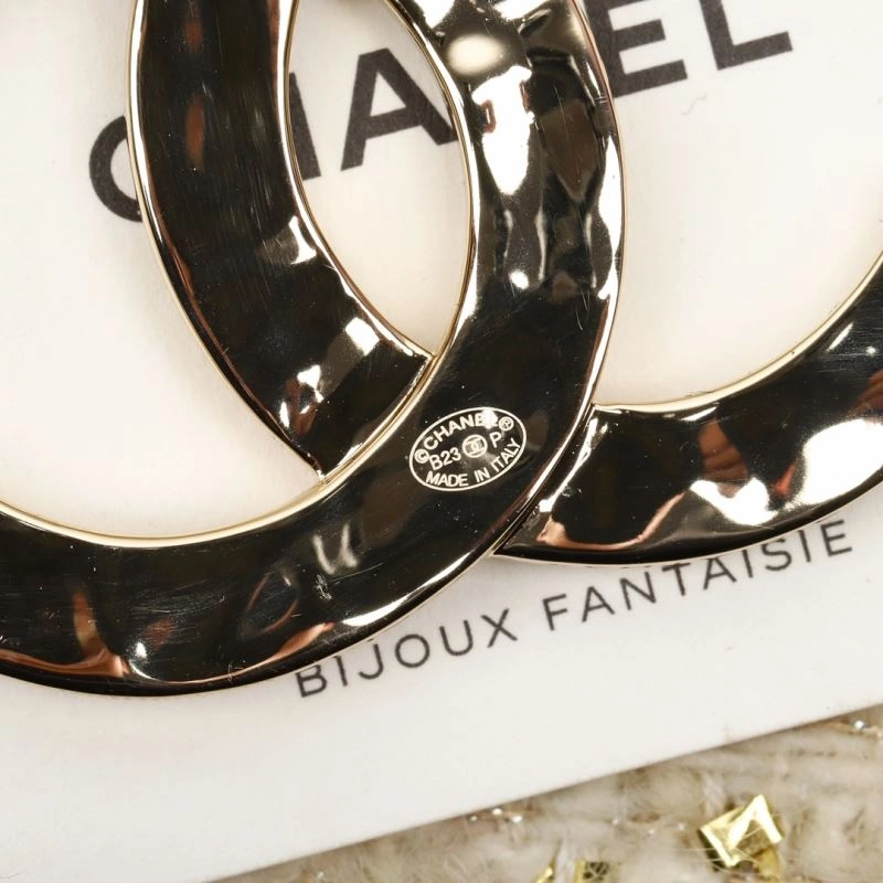 High accuracy Chanel Brooches
