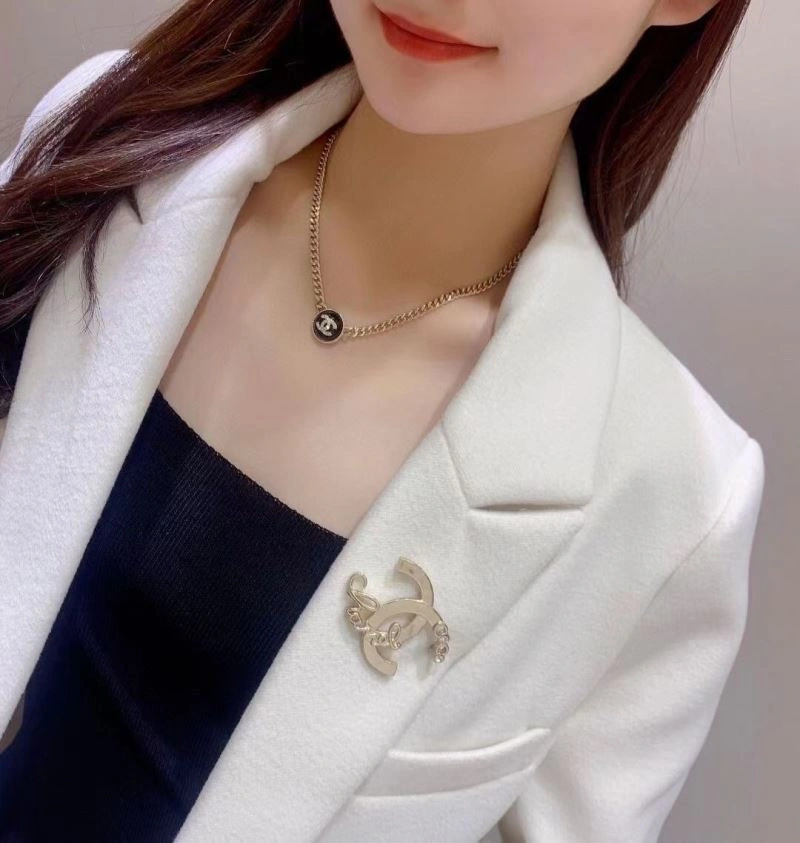 Legit Chanel Brooches