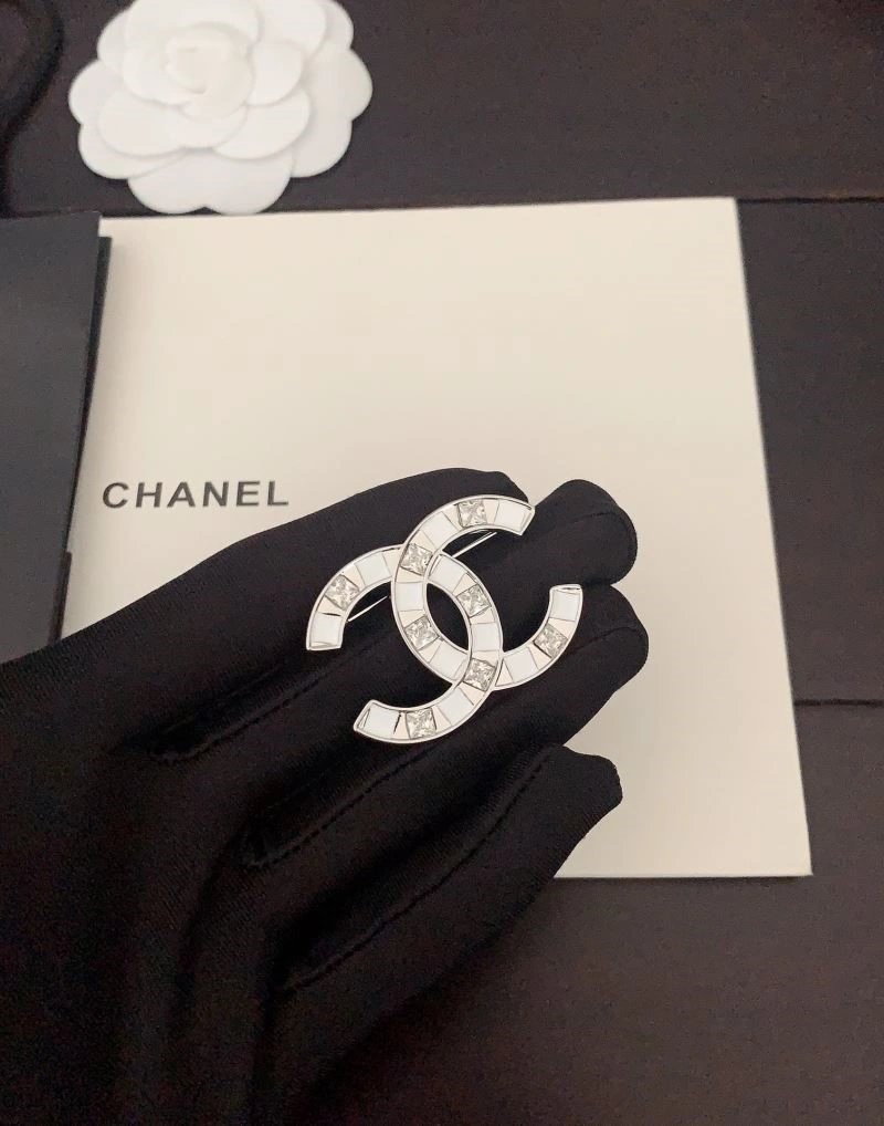 Brand-authenticated Chanel Brooches