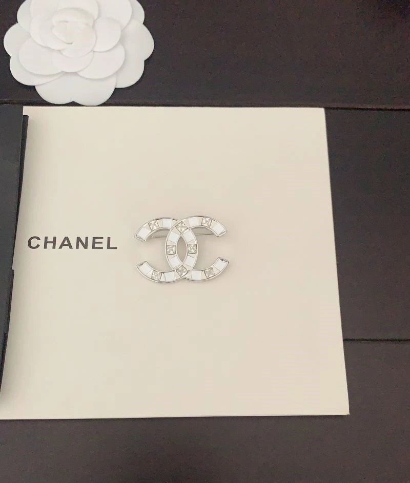 Brand-authenticated Chanel Brooches