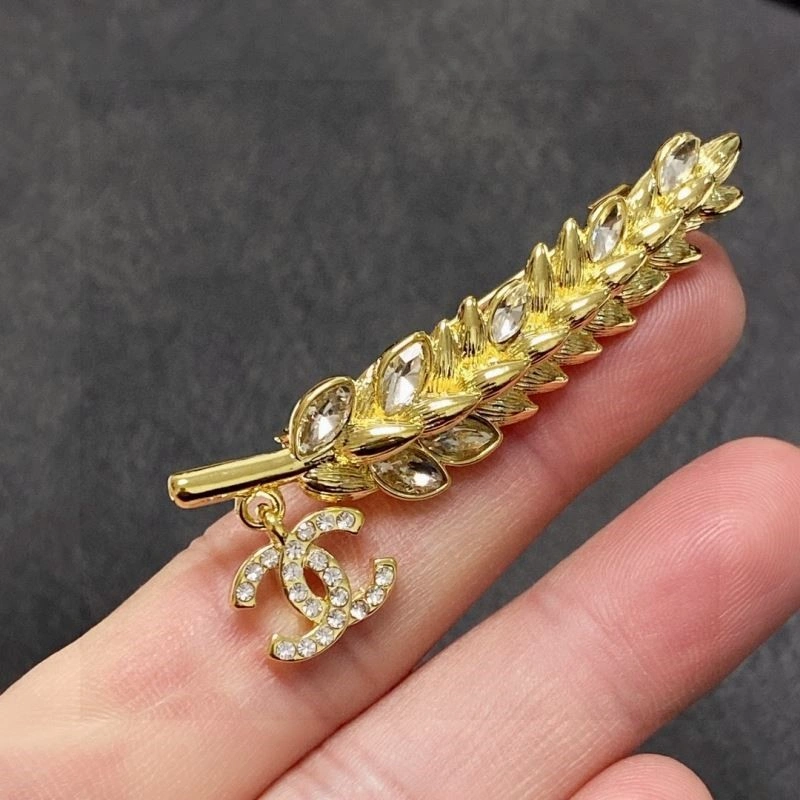 Legit Chanel Brooches