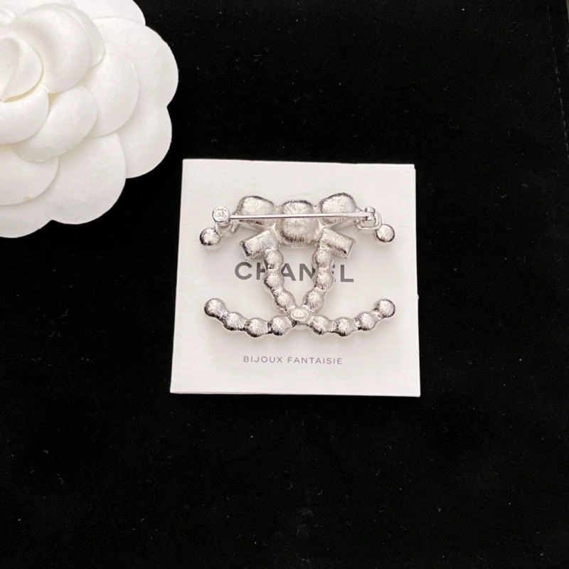 Brand-original Chanel Brooches