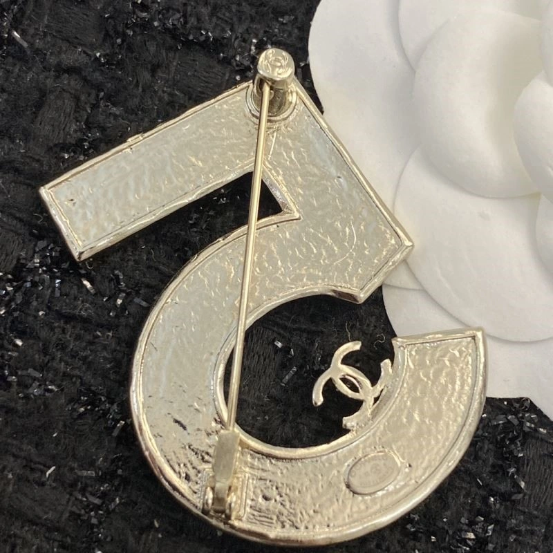 Bargain Chanel Brooches