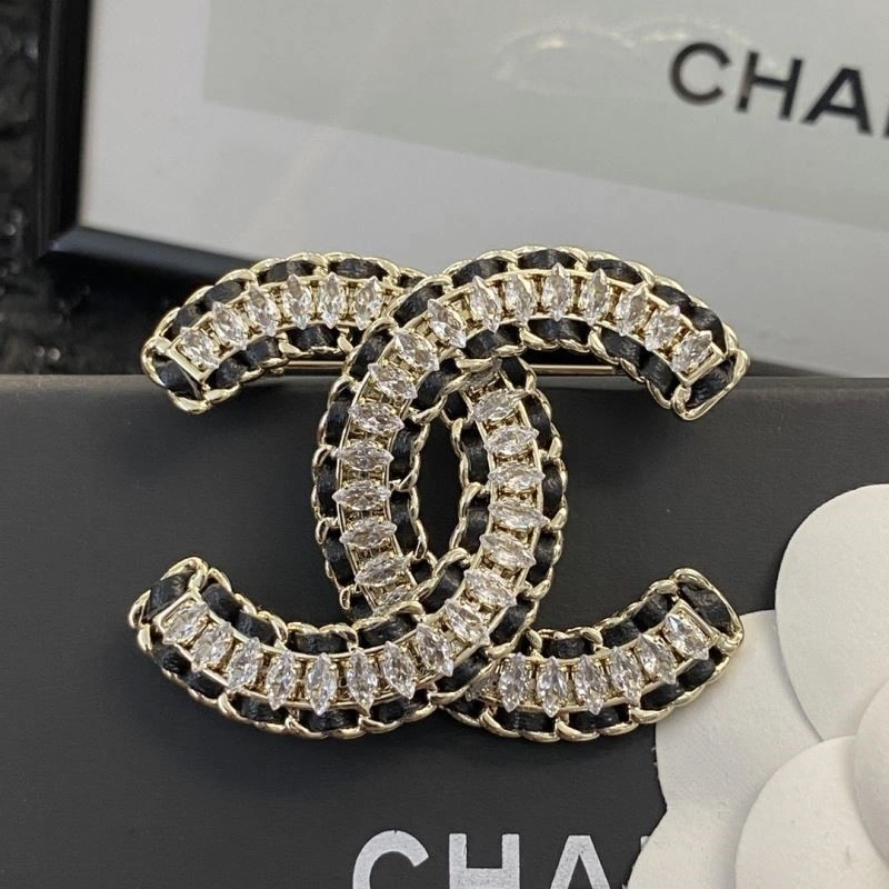 High accuracy Chanel Brooches