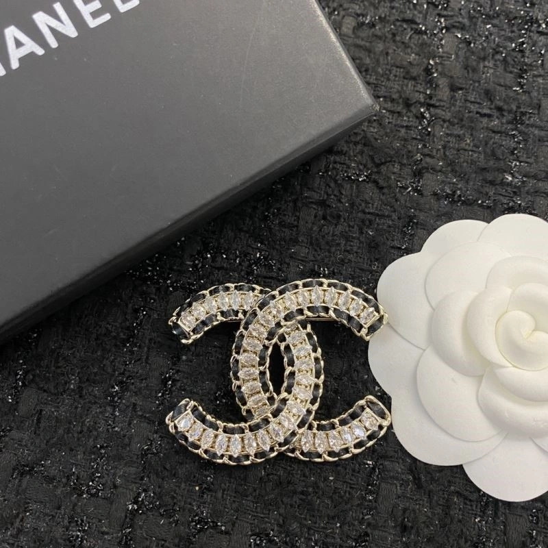 High accuracy Chanel Brooches