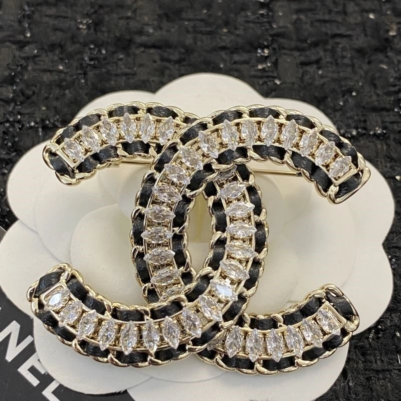 High accuracy Chanel Brooches