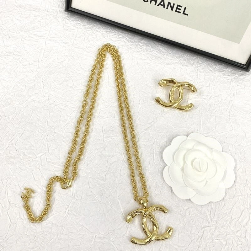 Inexpensive Chanel Brooches