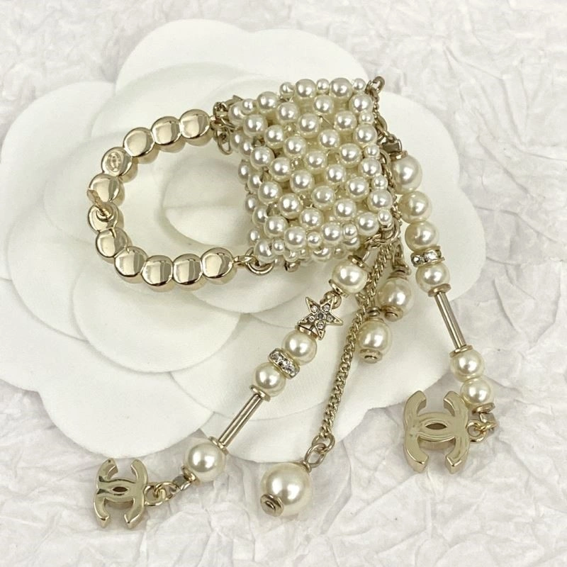Exact replica Chanel Brooches