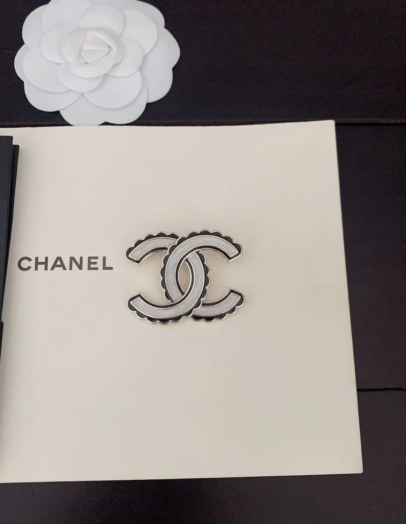 Bargain Chanel Brooches
