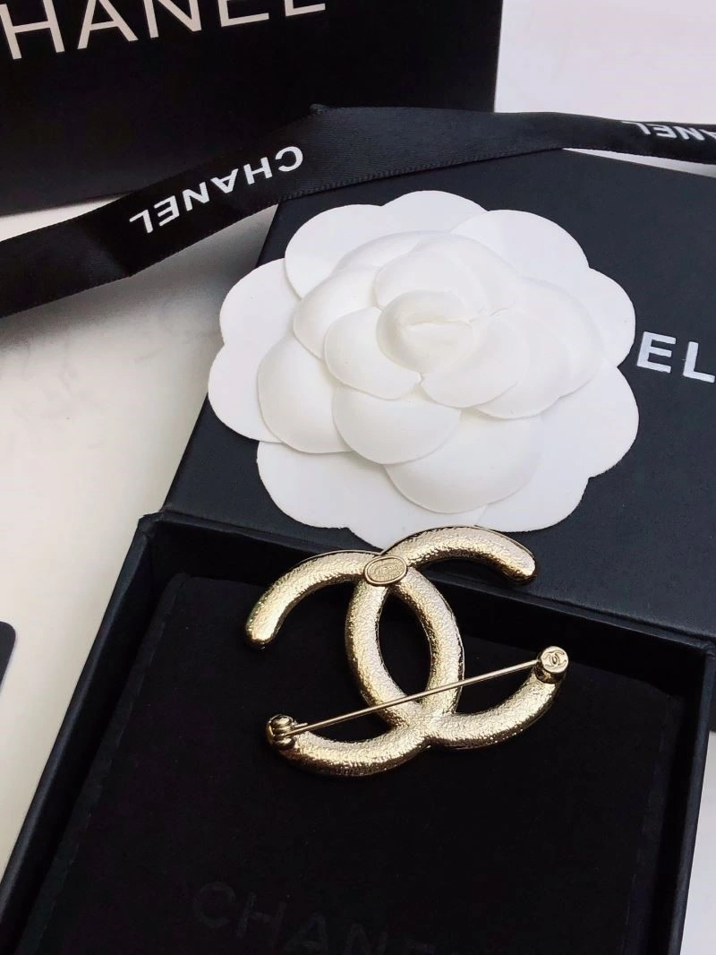 Legit Chanel Brooches