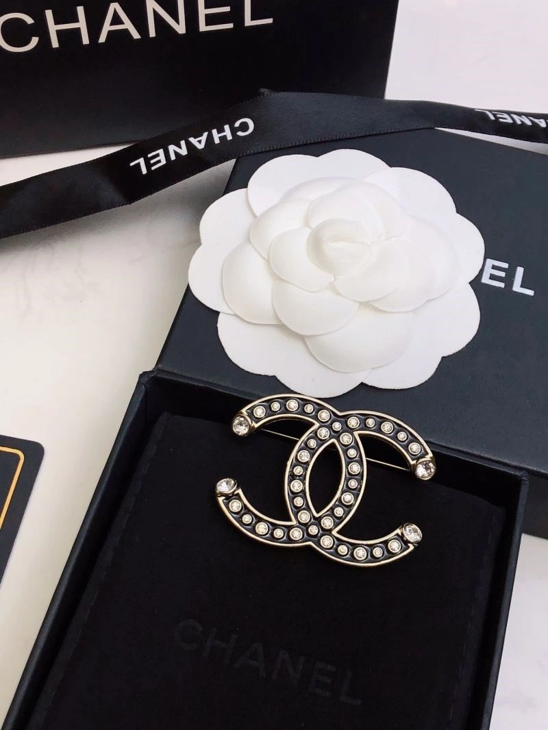 Legit Chanel Brooches