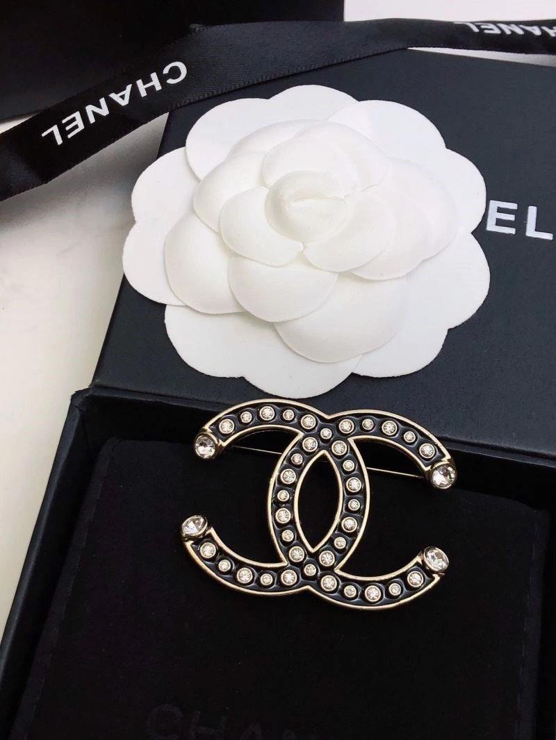 Legit Chanel Brooches