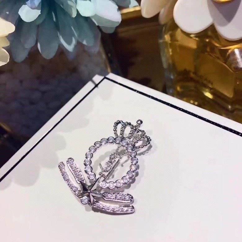 Economical Chanel Brooches