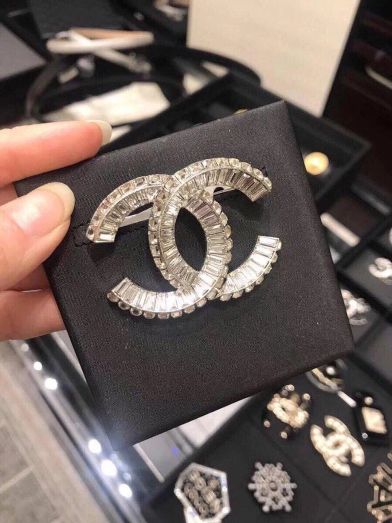 Precise copy Chanel Brooches