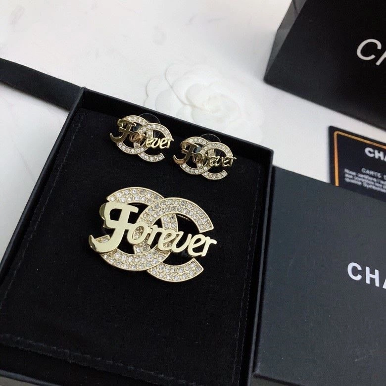 Economical Chanel Brooches