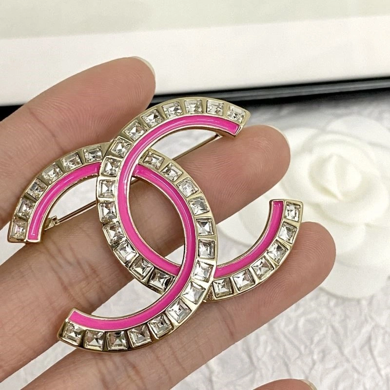 Accurate model Chanel Brooches