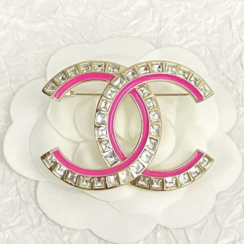 Accurate model Chanel Brooches