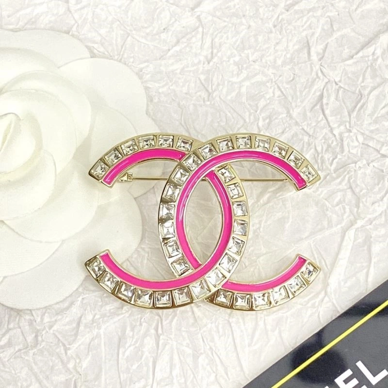 Accurate model Chanel Brooches