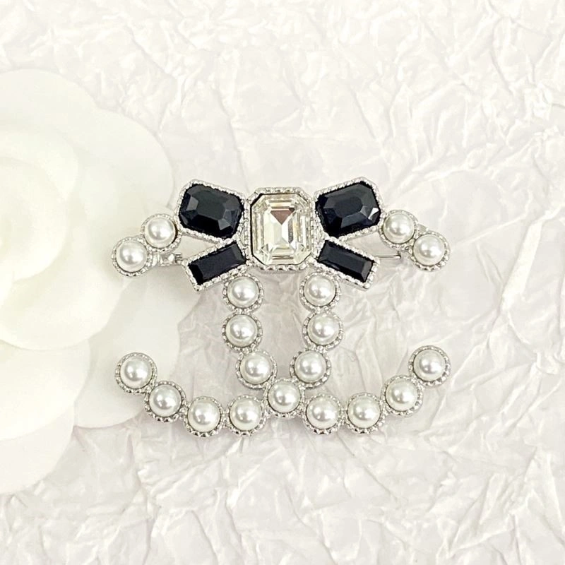 High accuracy Chanel Brooches