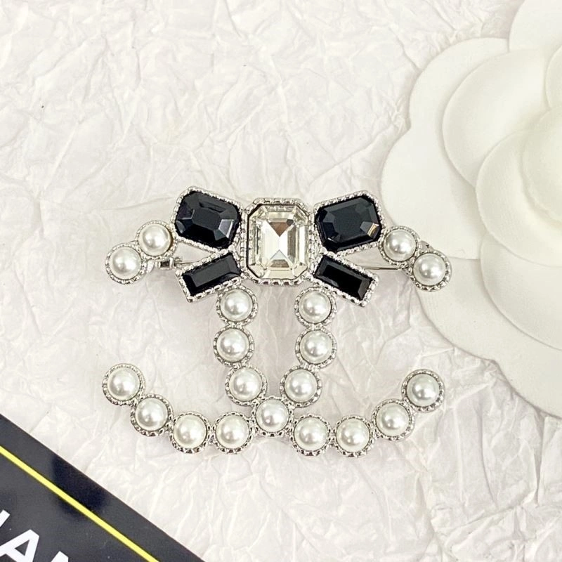 High accuracy Chanel Brooches