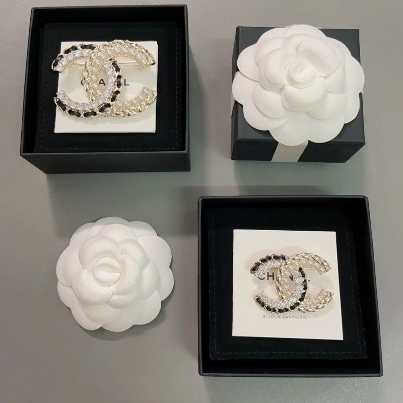 Perfect replica Chanel Brooches