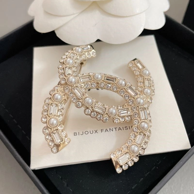 High accuracy Chanel Brooches