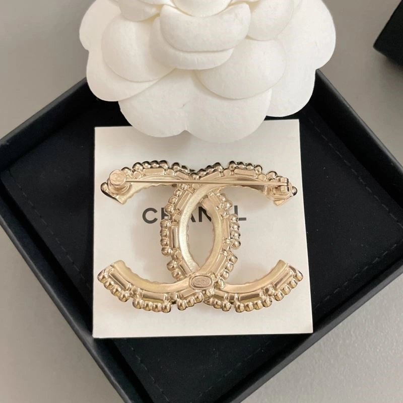High accuracy Chanel Brooches