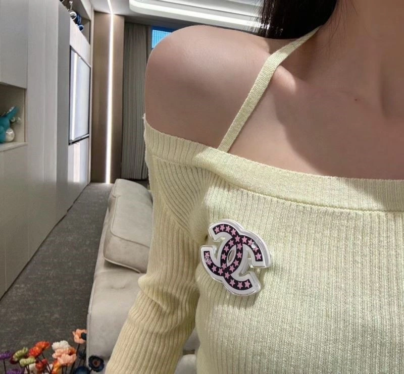 Exact replica Chanel Brooches