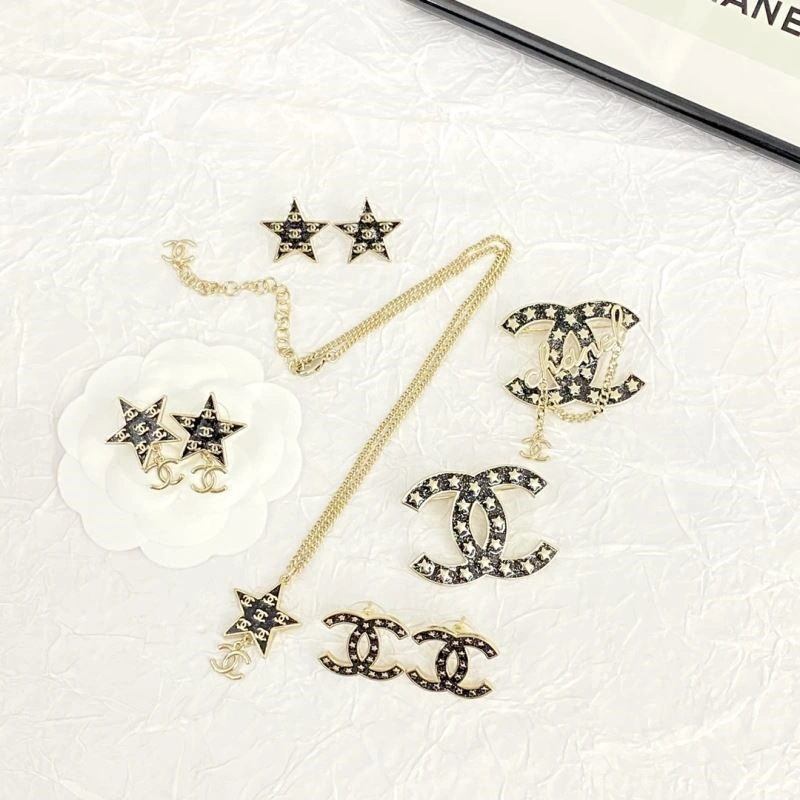Bargain Chanel Brooches