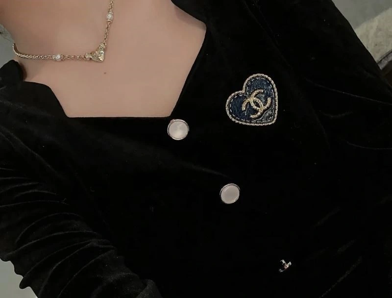 Inexpensive Chanel Brooches
