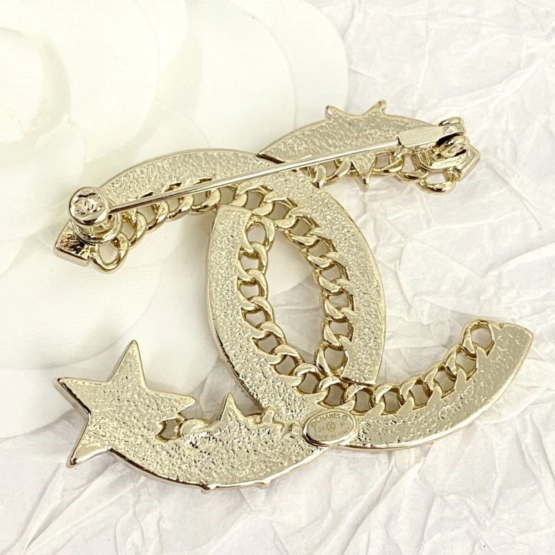 Brand-original Chanel Brooches