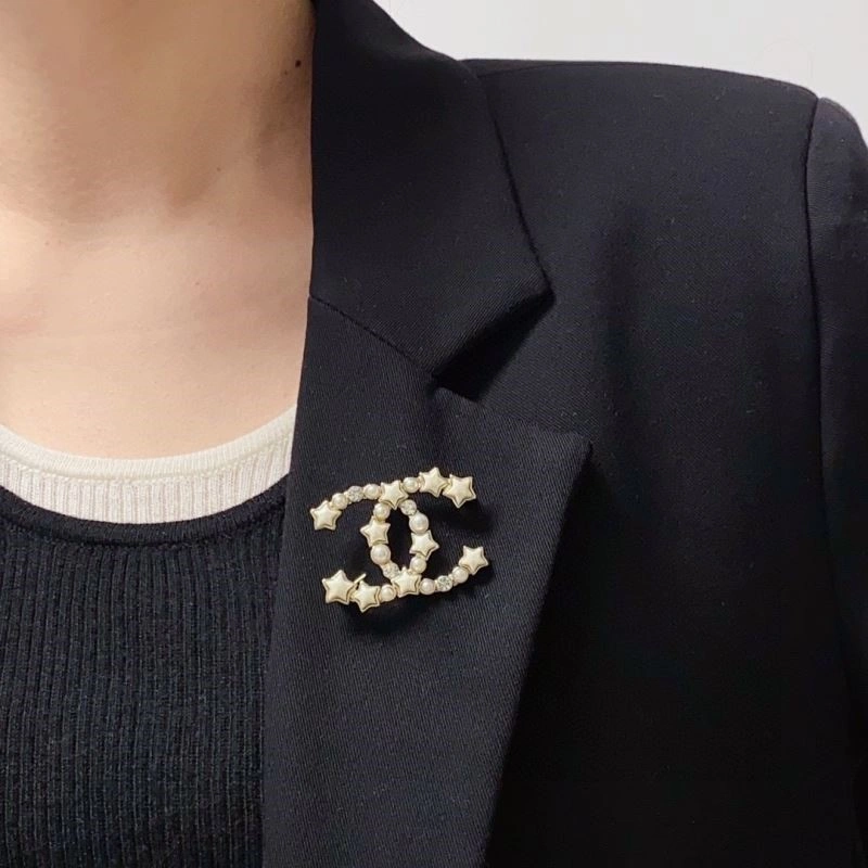 Official Chanel Brooches